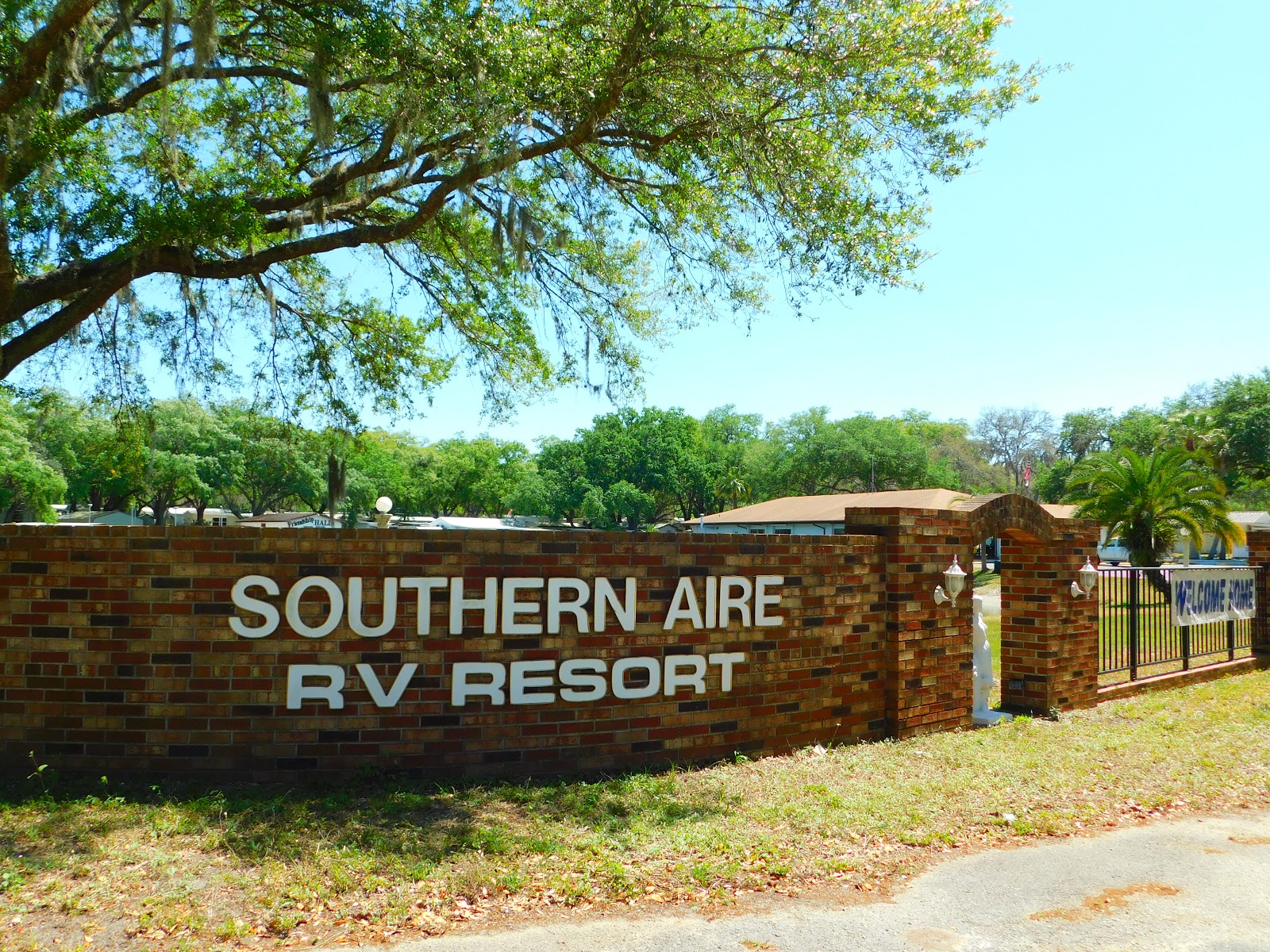 Southern Aire RV Park - Pictures, Features & Amenities | RVezy Campgrounds