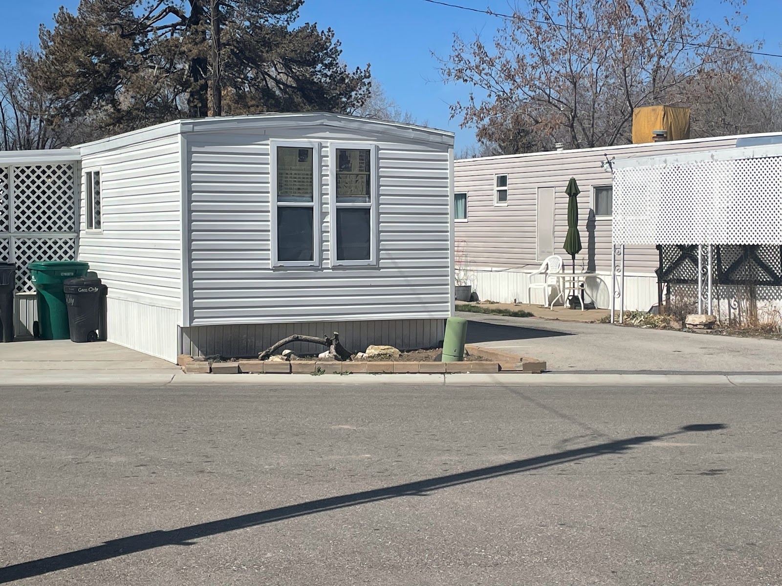 Circle L Motorhome Complex - Pictures, Features & Amenities | RVezy ...