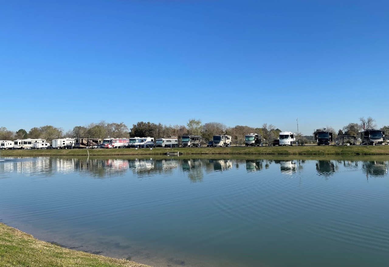 Fallbrook RV Resort - Pictures, Features & Amenities | RVezy Campgrounds