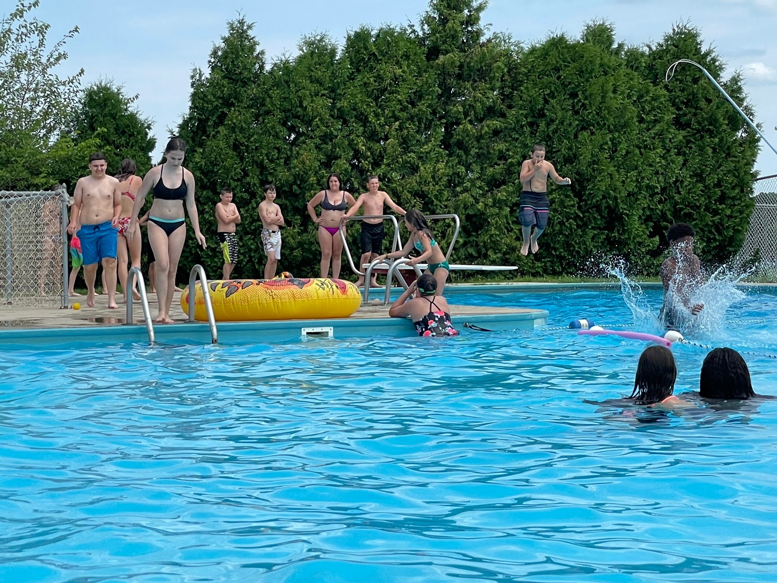 Walnut Grove RV Resort - Pictures, Features & Amenities | RVezy Campgrounds