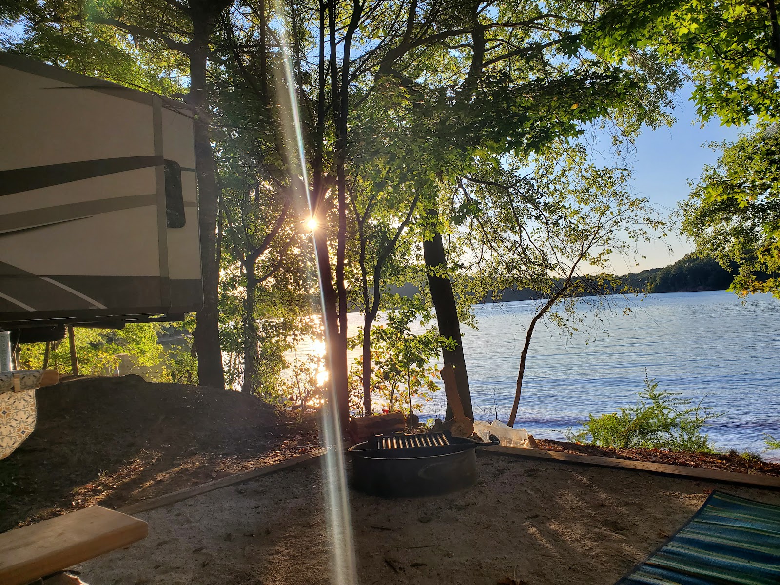 Lake Hartwell State Parl - Pictures, Features & Amenities | RVezy ...