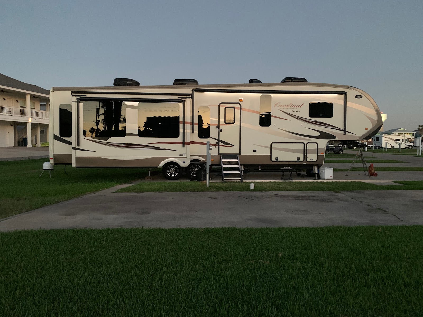 Surfside RV Resort - Pictures, Features & Amenities | RVezy Campgrounds