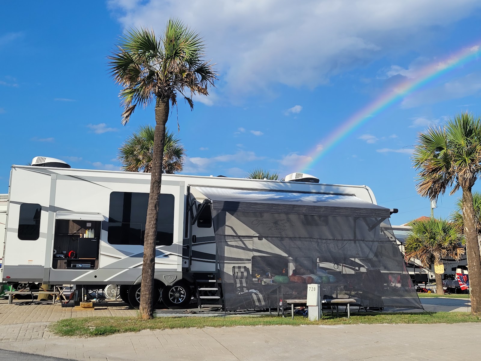 Camping on the Gulf - Pictures, Features & Amenities | RVezy Campgrounds