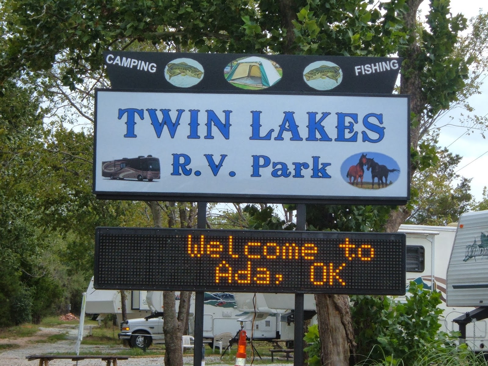 Twin Lakes RV Park - Pictures, Features & Amenities | RVezy Campgrounds
