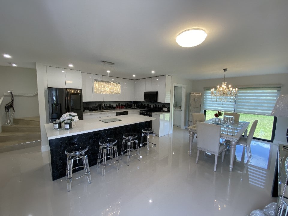 Aztec RV Resort- Motorcoach - Pictures, Features & Amenities | RVezy ...