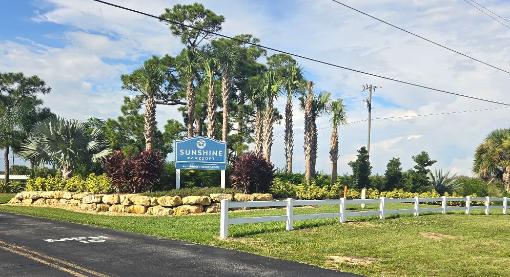 Sunshine RV Resort - Pictures, Features & Amenities | RVezy Campgrounds