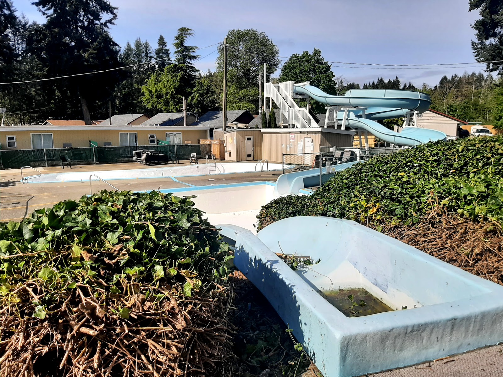 Riverside Resort Qualicum Beach - Pictures, Features & Amenities ...