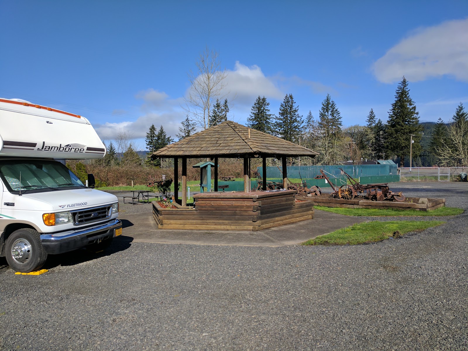 Foster Lake RV Resort - Pictures, Features & Amenities | RVezy Campgrounds