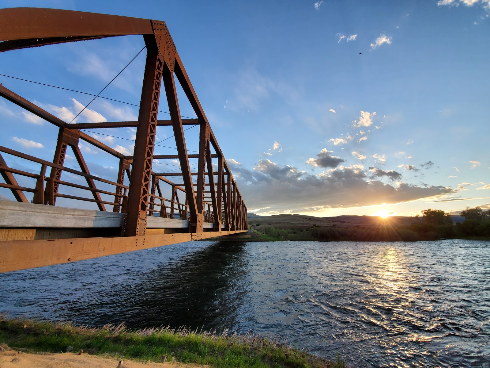 Varney Bridge FWP - Pictures, Features & Amenities | RVezy Campgrounds