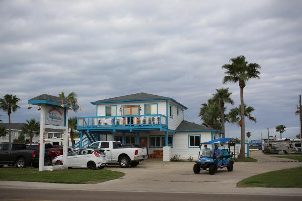 Surfside RV & Resort - Pictures, Features & Amenities | RVezy Campgrounds
