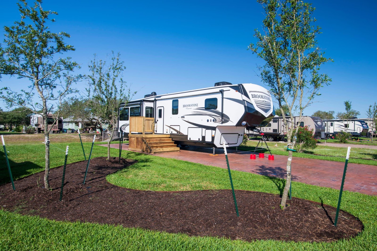 Southern Oaks Luxury RV Park LLC - Pictures, Features & Amenities ...