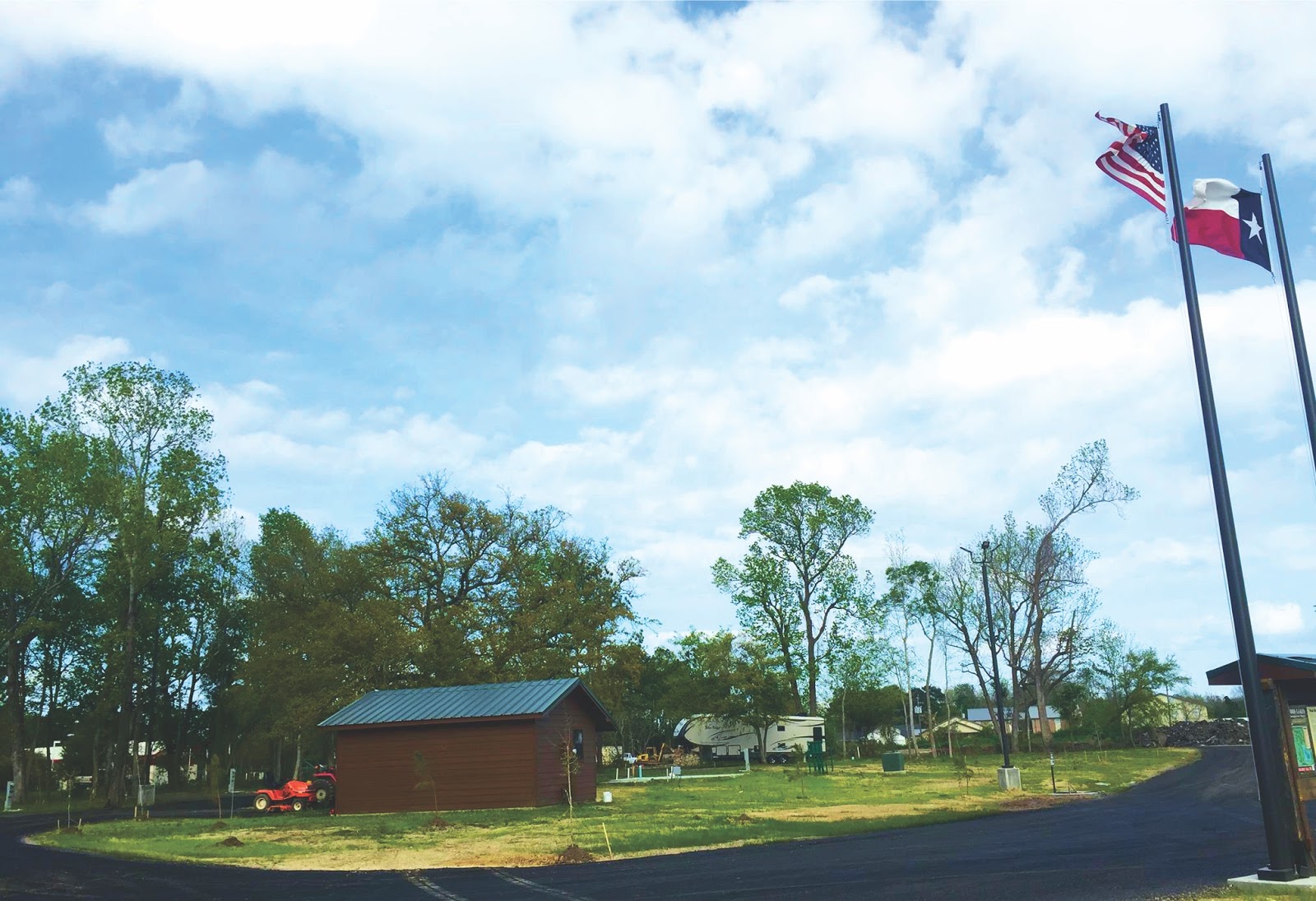 Wildwood Lakes RV Park - Pictures, Features & Amenities | RVezy Campgrounds