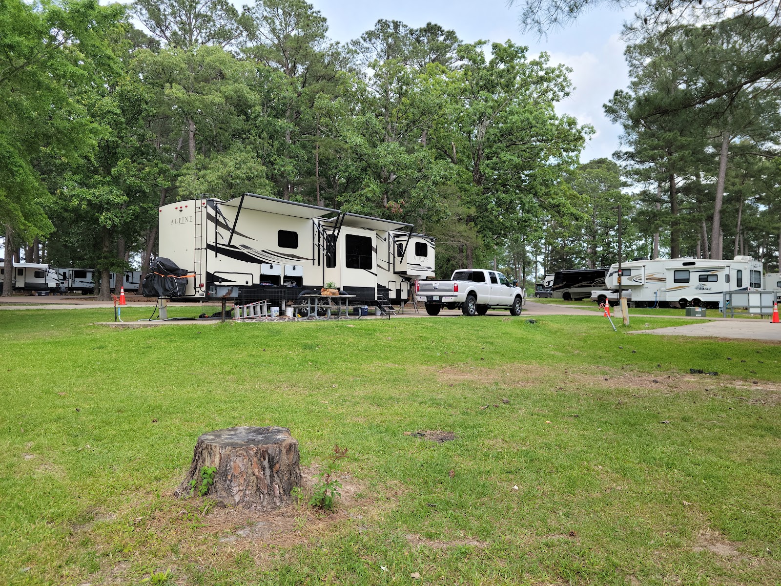 Timberlake Campground - Pictures, Features & Amenities | RVezy Campgrounds