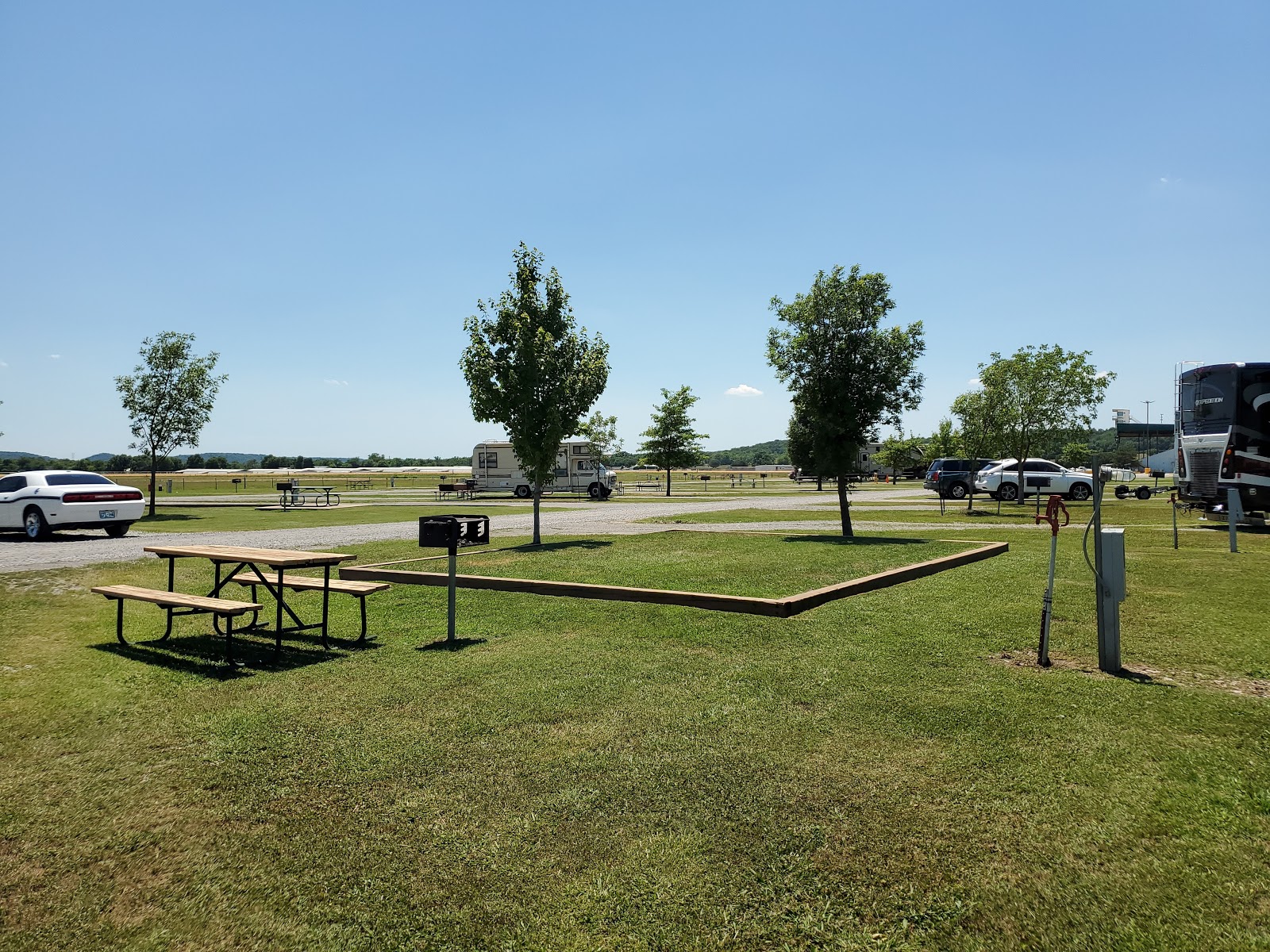 Tulsa NE / Will Rogers Downs KOA Journey - Pictures, Features ...