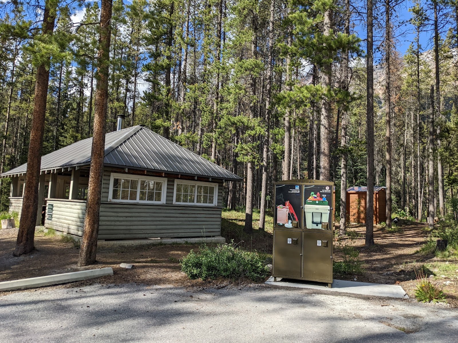 Jonas Creek Campground - Jasper National Park - Pictures, Features ...