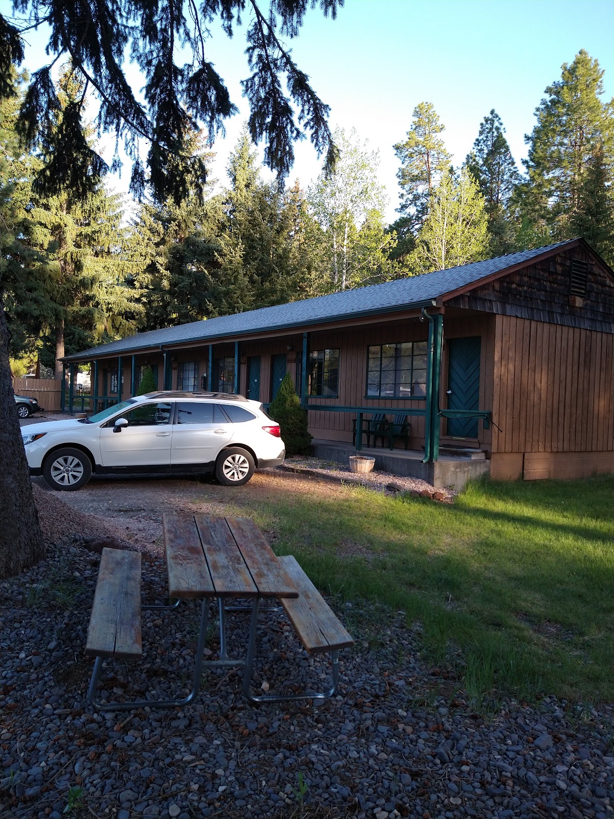 Camp Sherman RV Park and Motel - Pictures, Features & Amenities | RVezy ...
