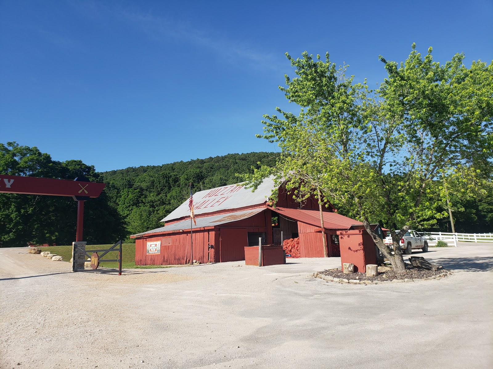 Huzzah Valley Resort - Pictures, Features & Amenities | RVezy Campgrounds