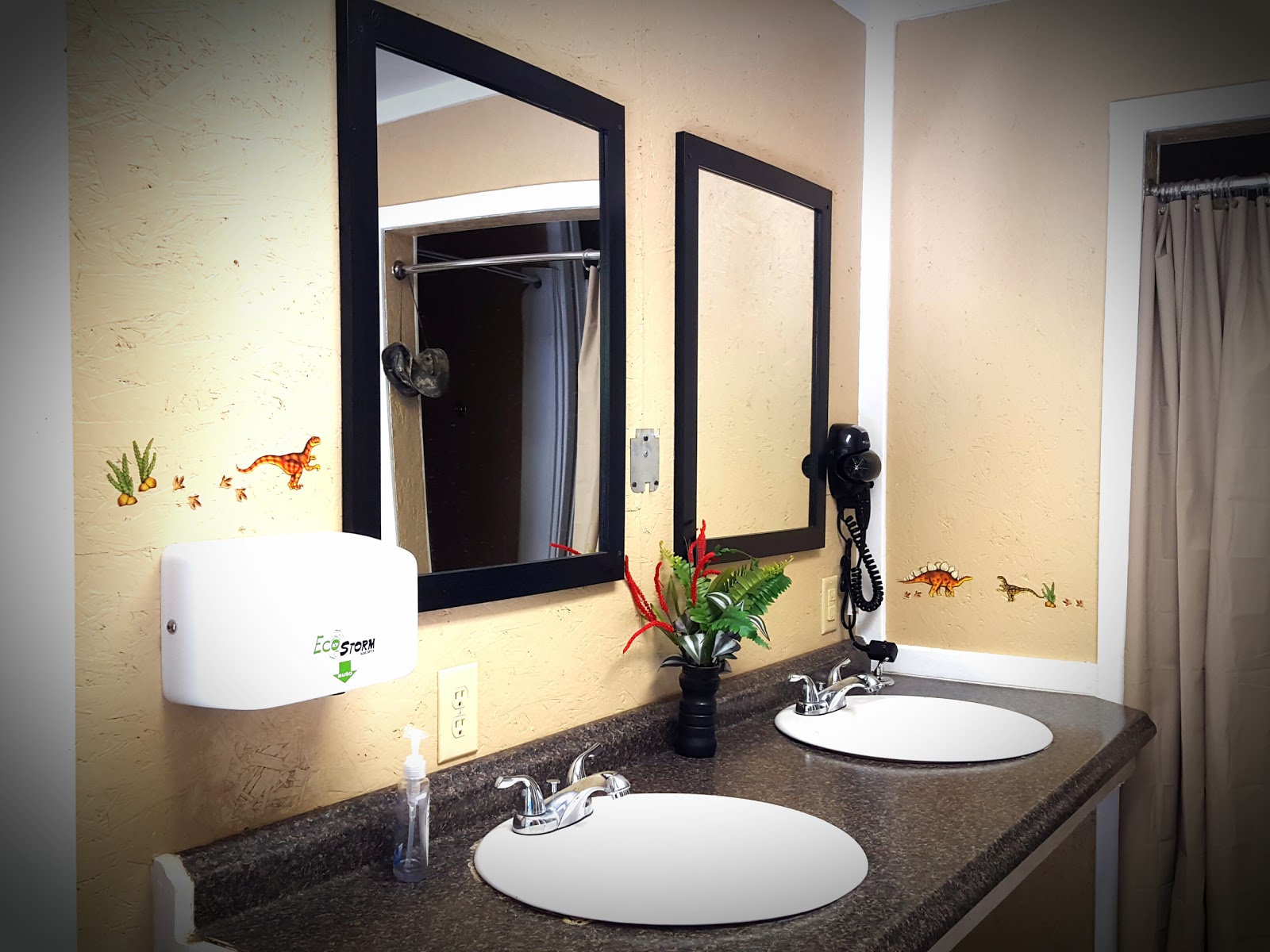 Hidden Lake Campground - Pictures, Features & Amenities | RVezy Campgrounds